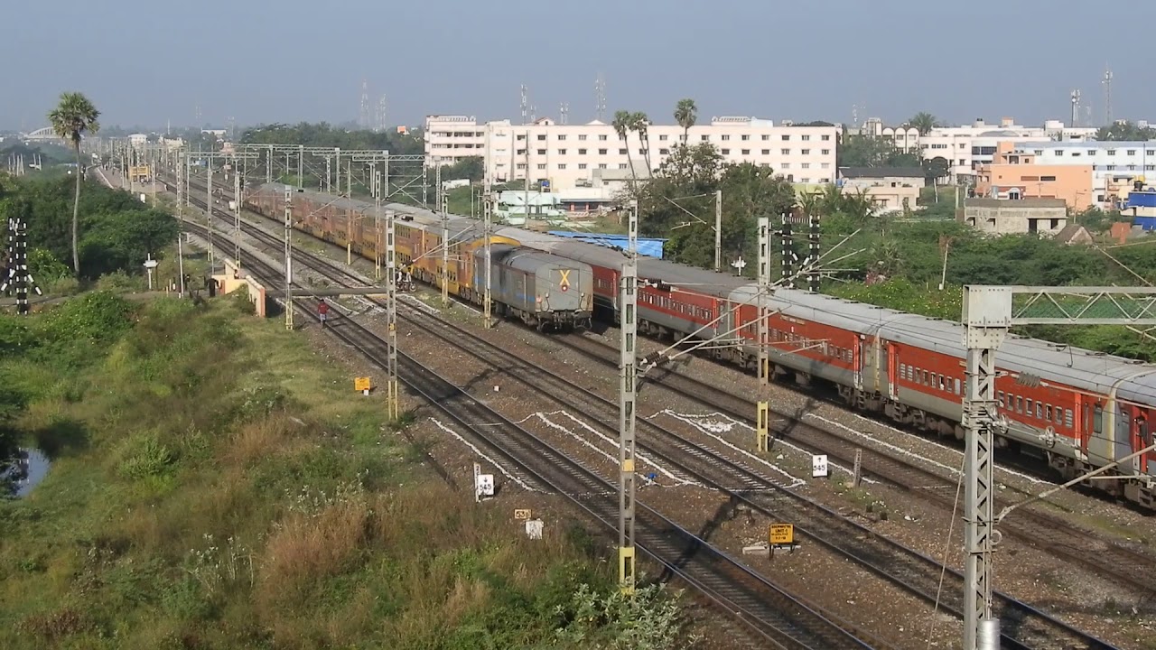 Mangalore Chennai express crosses Chennai Bangalore Double Decker ...