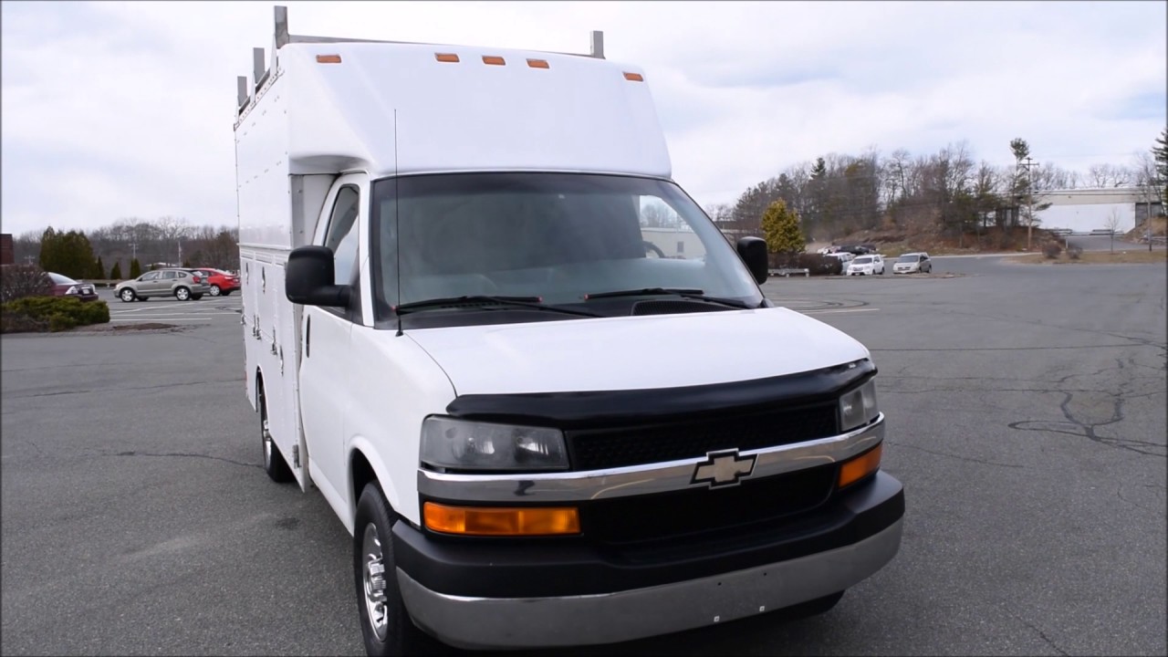 2005 Chevy Express Utility Van - YouTube