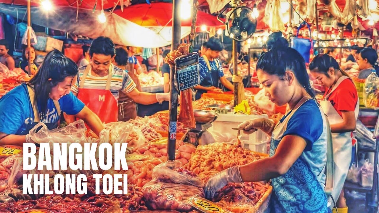 Khlong Toei Market (2020) Bangkok Walking Tour - YouTube