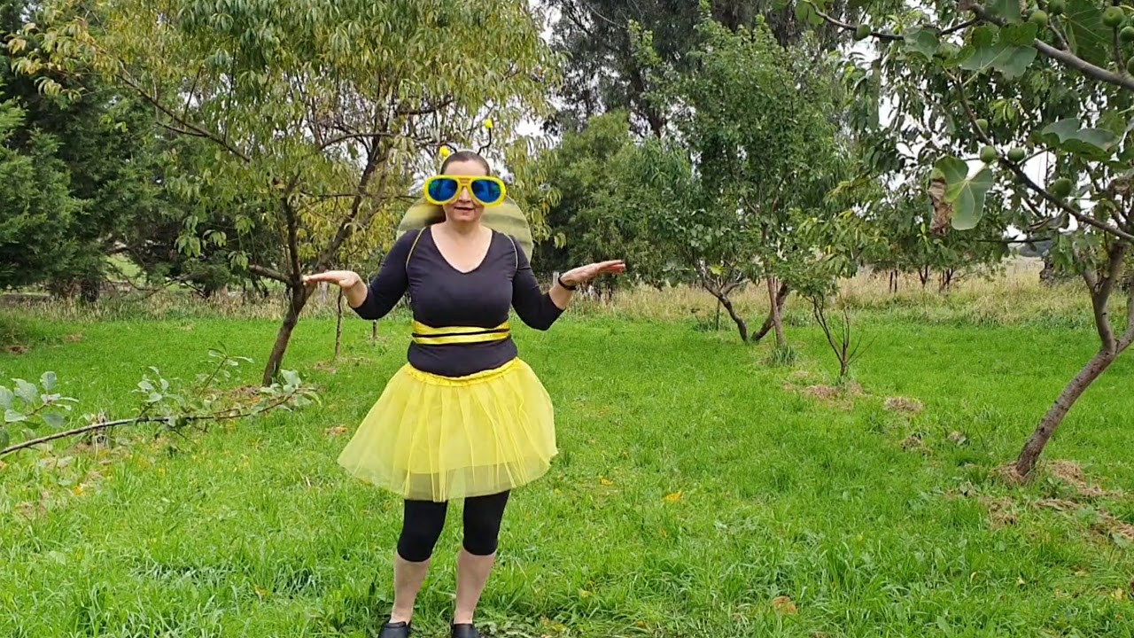 The Waggle Dance Challenge 3 May 2020 - YouTube