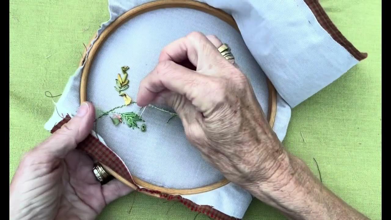 Snippets of my stitching life - Daily stitching - embroidery - YouTube
