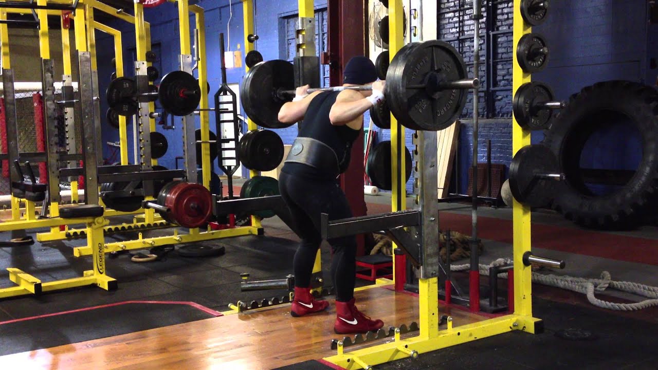 405 lbs squat - YouTube