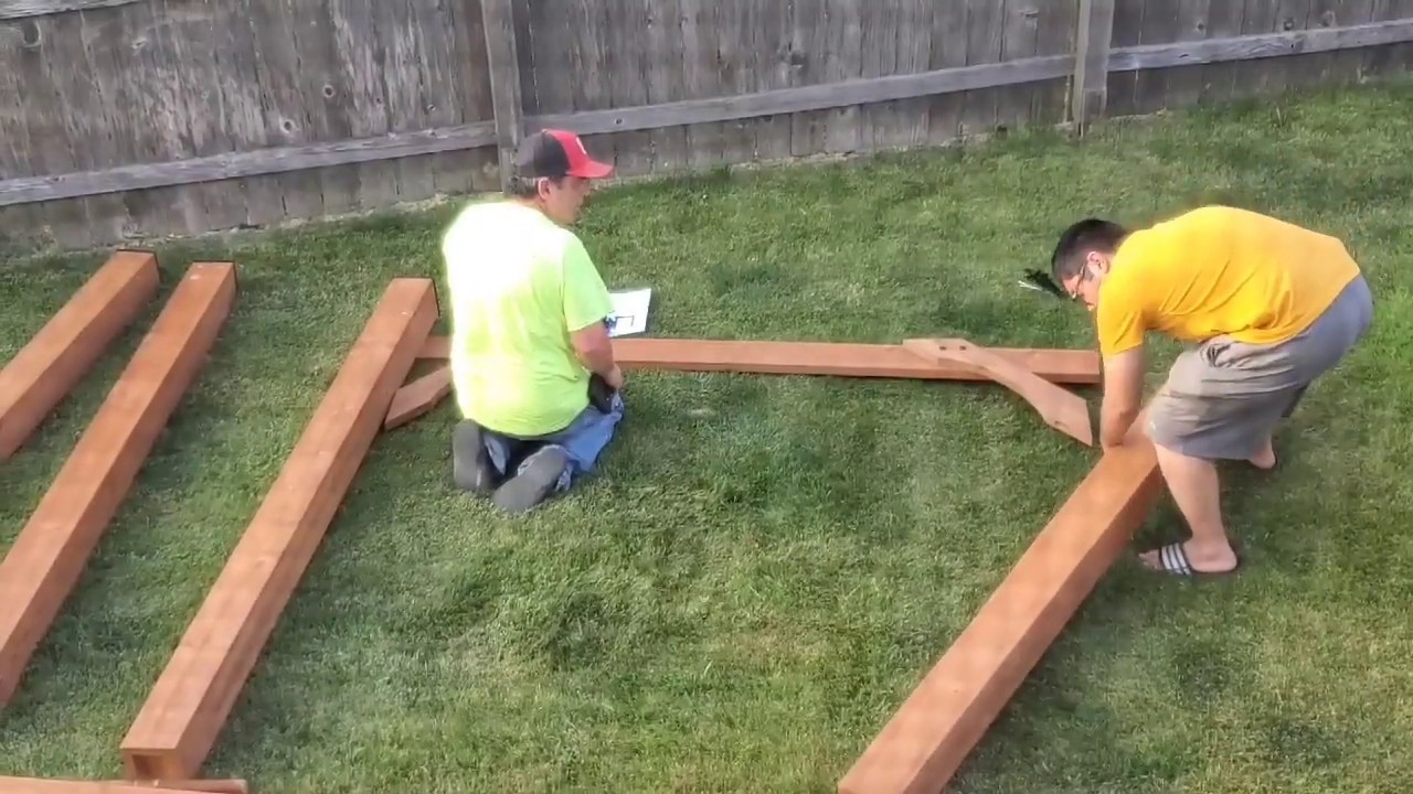 Building our Pergola - YouTube