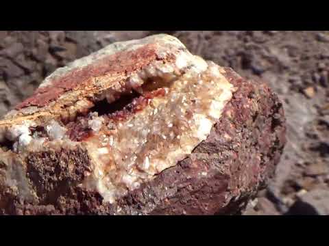 Dike Swarm of Farmer Canyon Strato Volcano