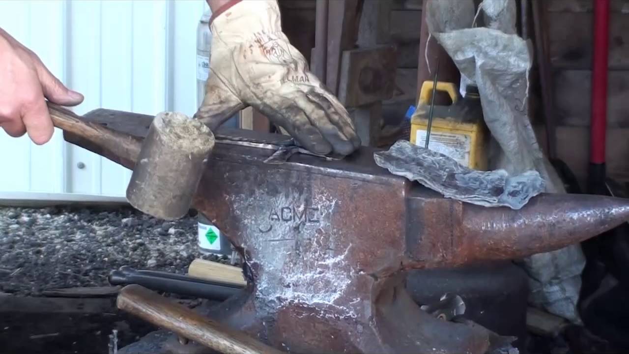 Indiana Blacksmith Association at the 2016 Indiana State Fair - YouTube