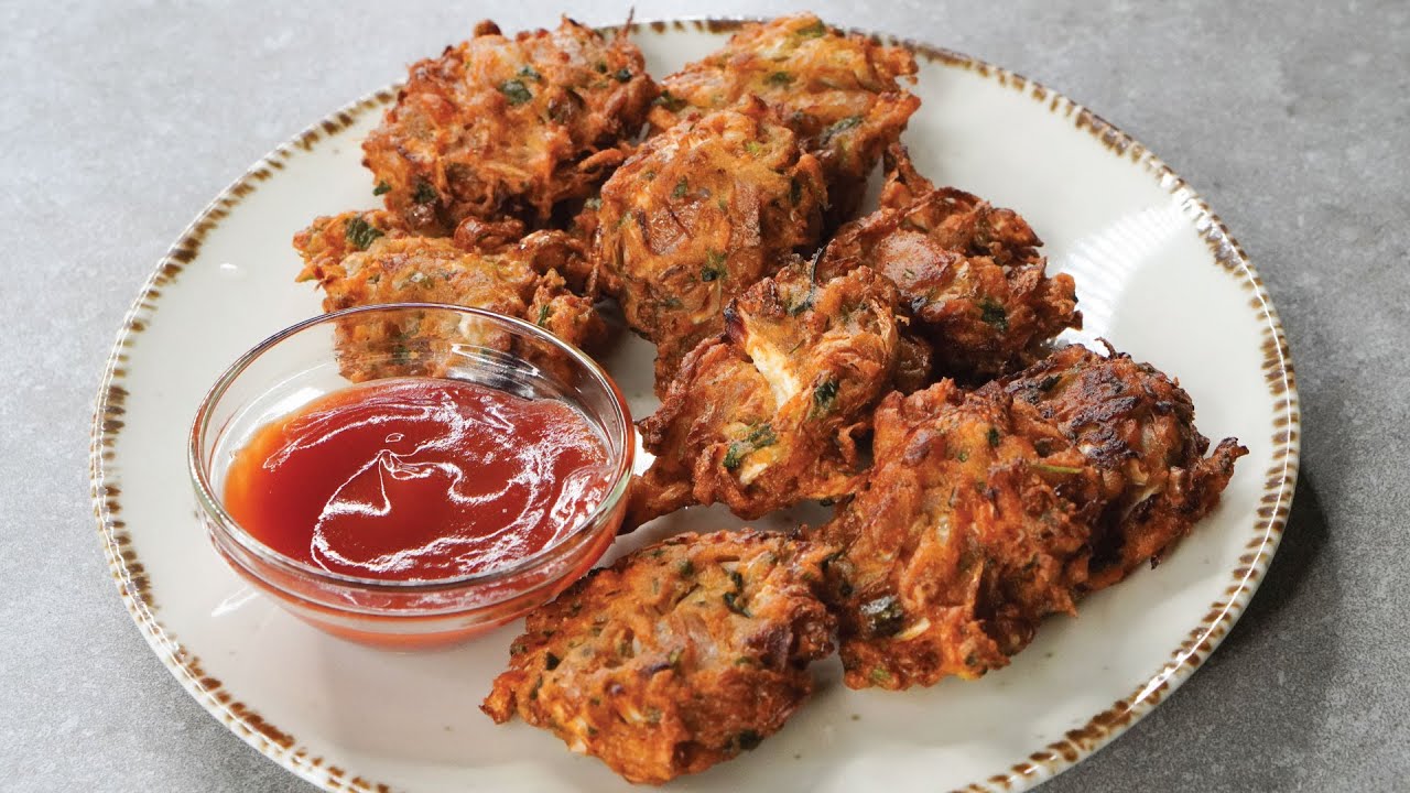 Try This Cabbage Pakora Recipe | Crispy Cabbage Pakora Recipe | Easy ...