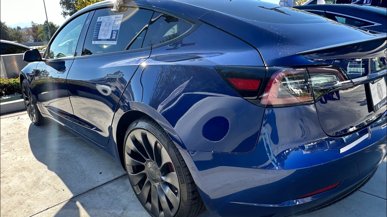 2021 Tesla Model 3 Performance Horn - YouTube