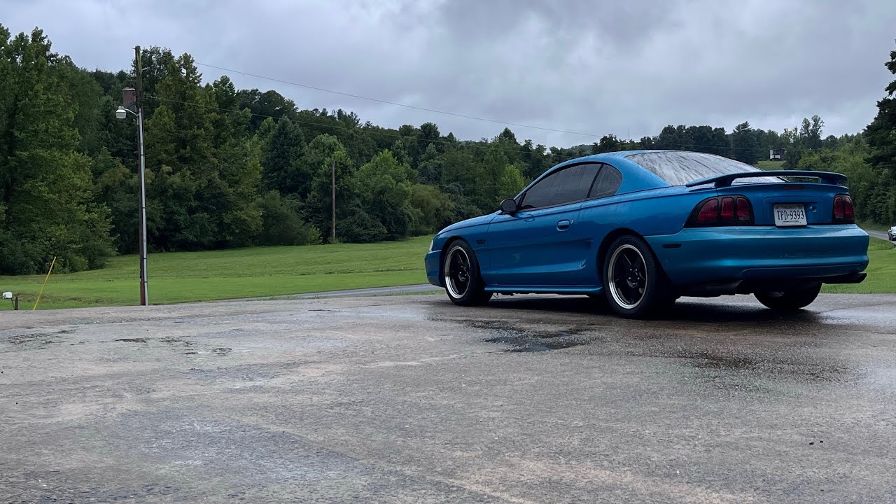 Sn95 94 mustang Gt super 44 true duals straight no cats - YouTube