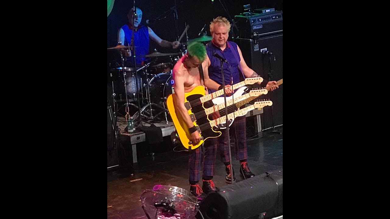 TOY DOLLS - Dig that Groove Baby - São Paulo / Sep. 16, 2023 - YouTube