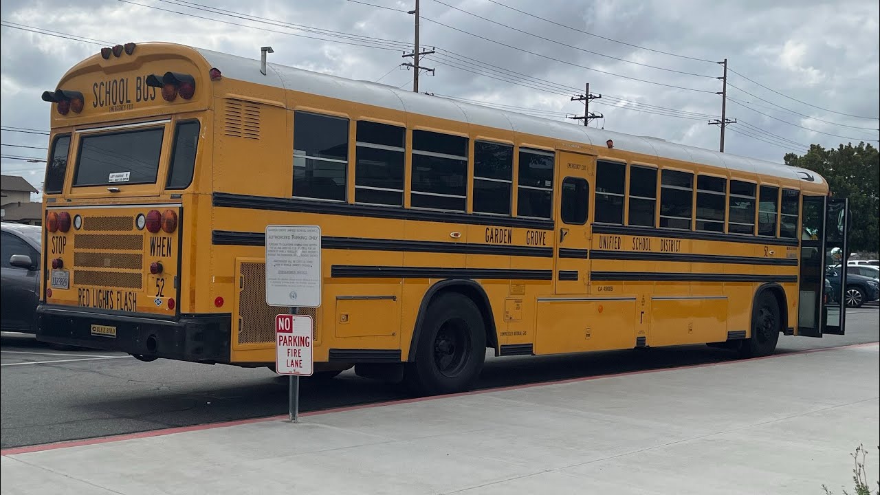 2003 Bluebird All American A3RE CNG 52 - YouTube