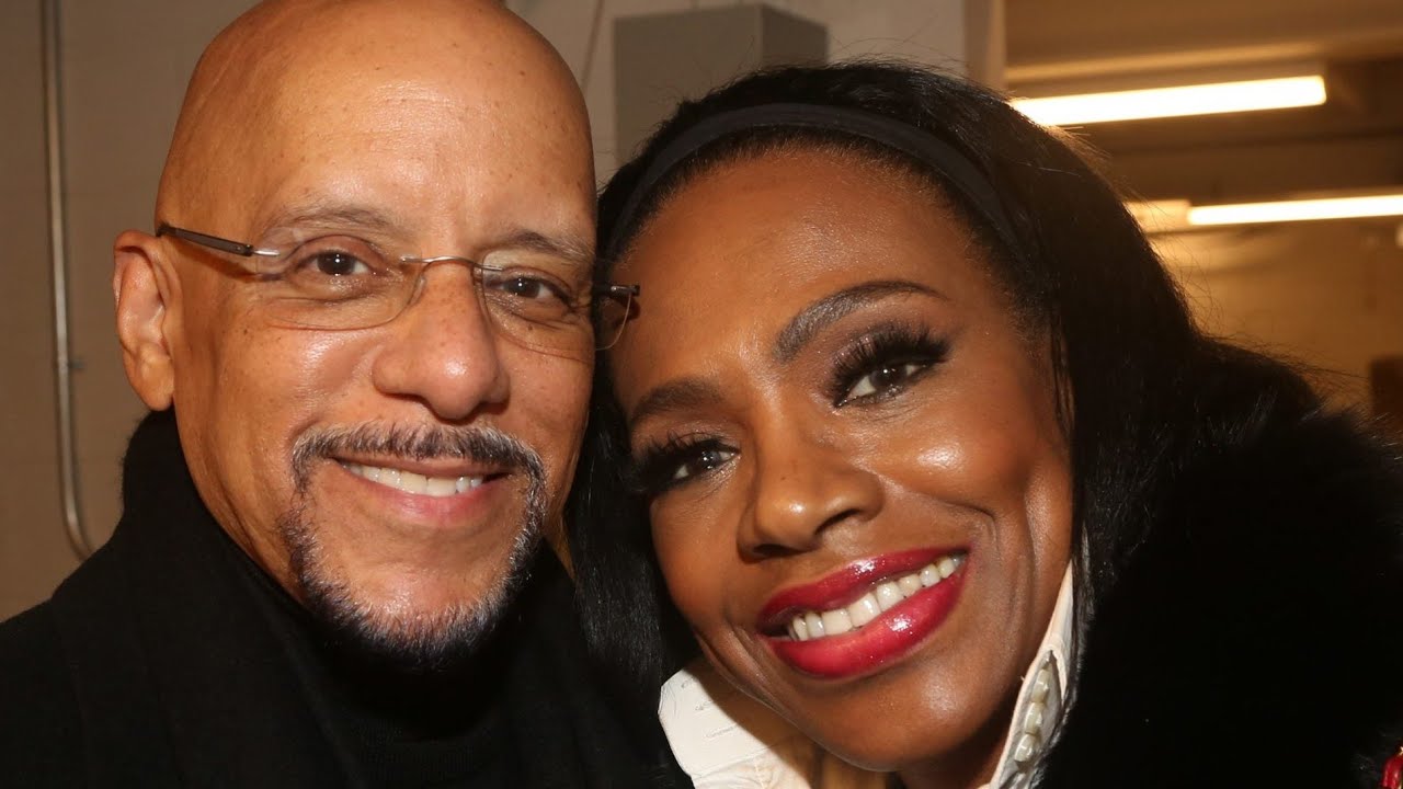 (LR): Sheryl Lee Ralph & husband FINALLY move in together, after 19 yrs ...