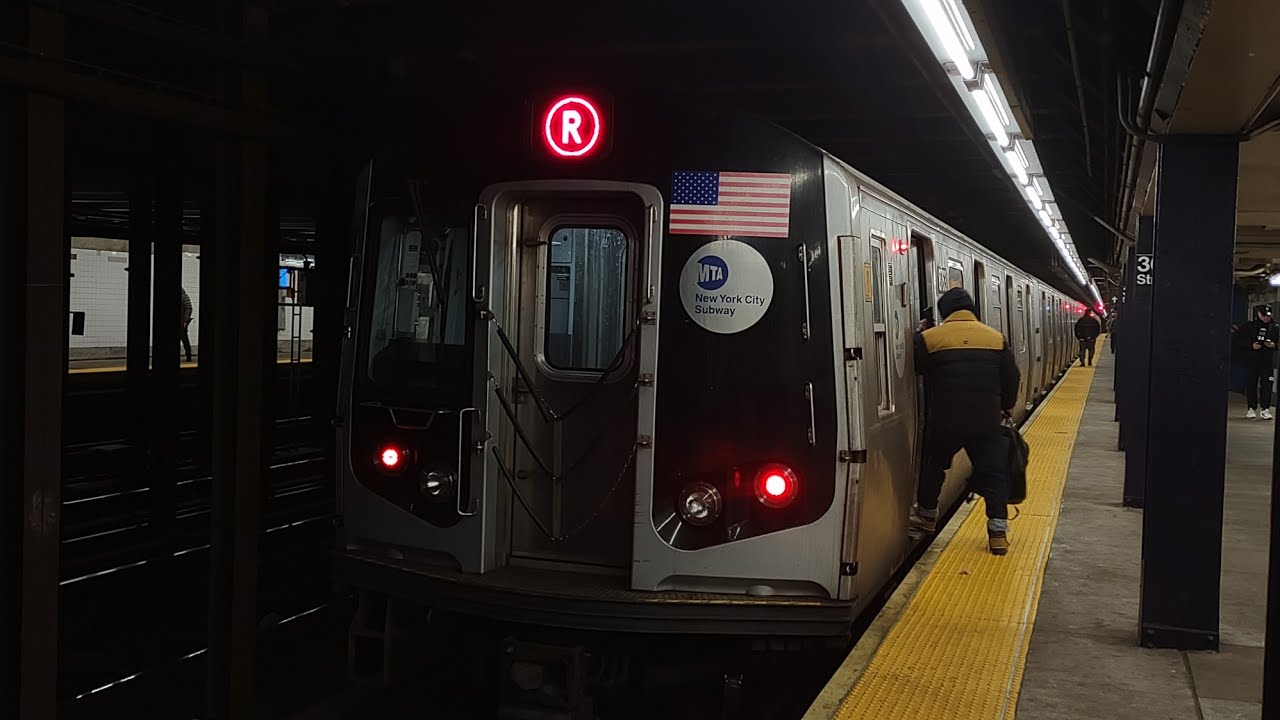 IND QBL| (E) (F) (R) Trains at 36th Street - YouTube