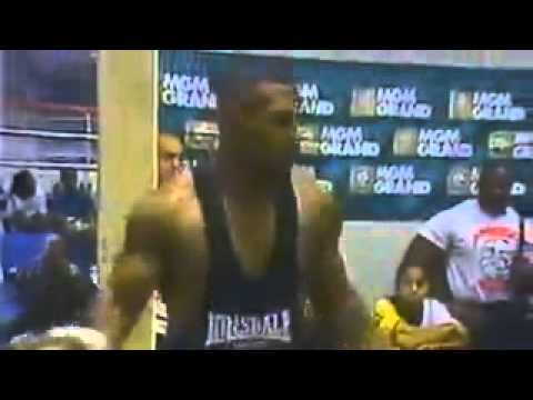 Maik Taison ofigennoe video - YouTube
