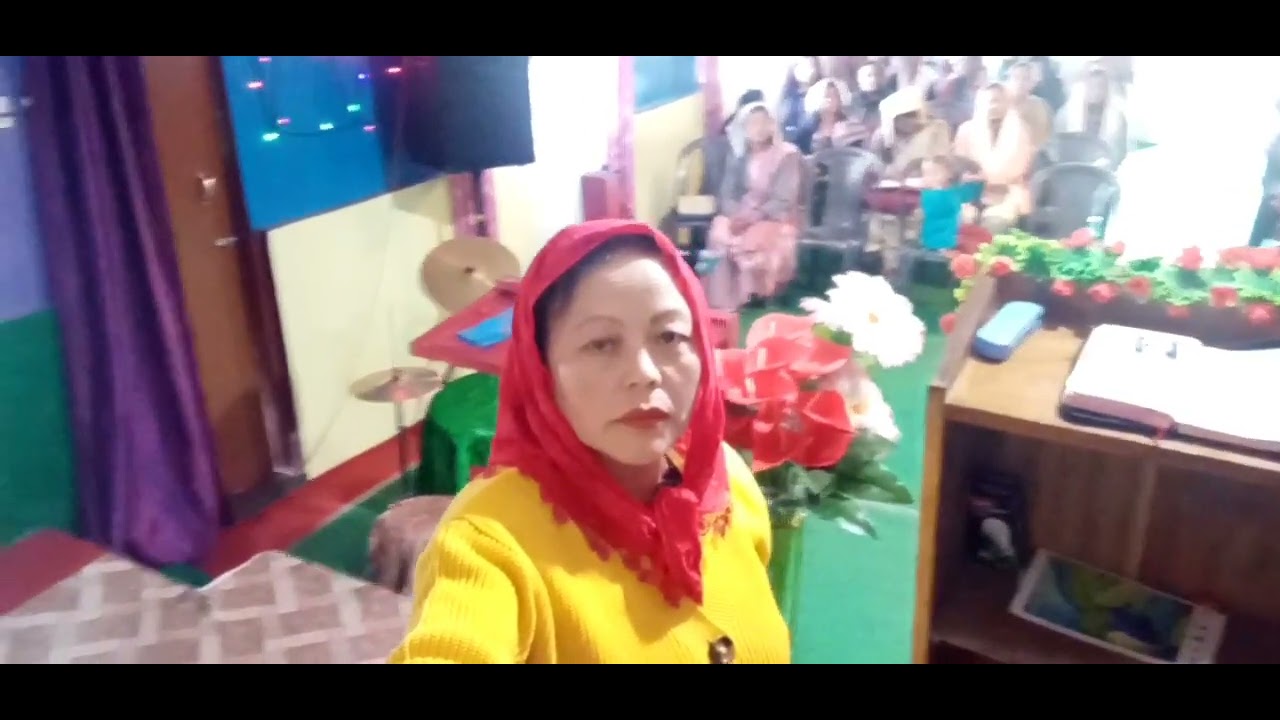 aja hamro 11 mandali aama sewa feri - YouTube