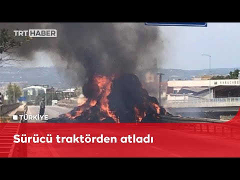Saman yüklü traktör alev alev yandı