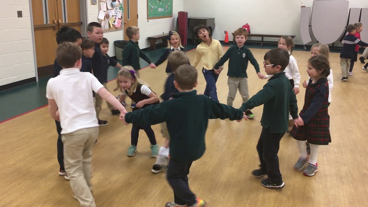 Kindergarten Community Dance - YouTube