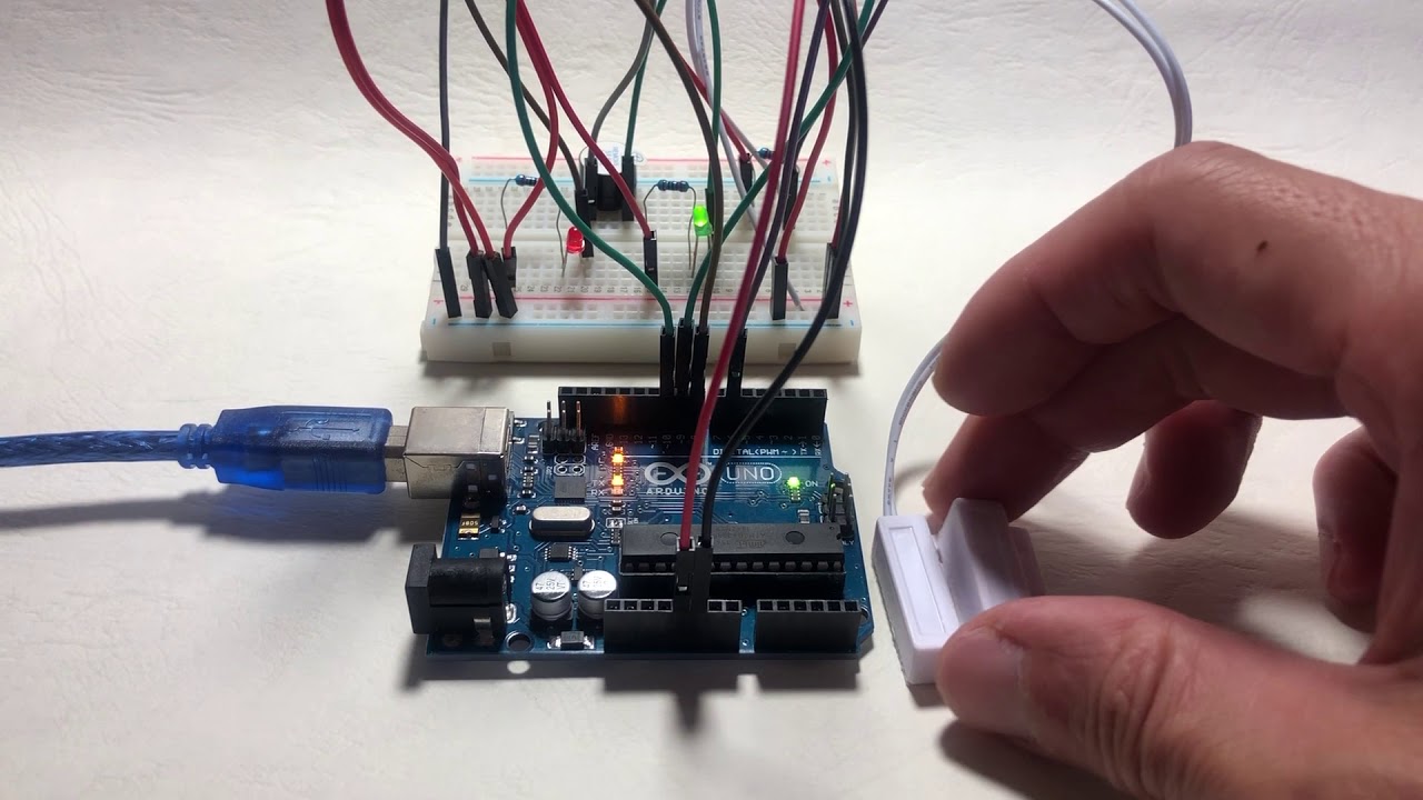 Arduino：使用MC-38 磁簧開關監測門窗開啟或關閉 - YouTube