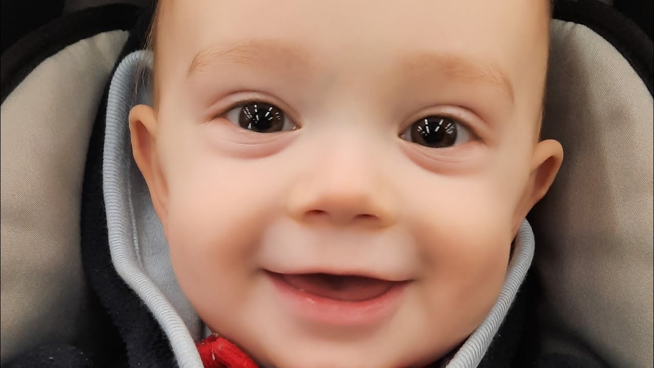 Baby Solomon @ 47 Weeks ~ Big Baby Steps - YouTube