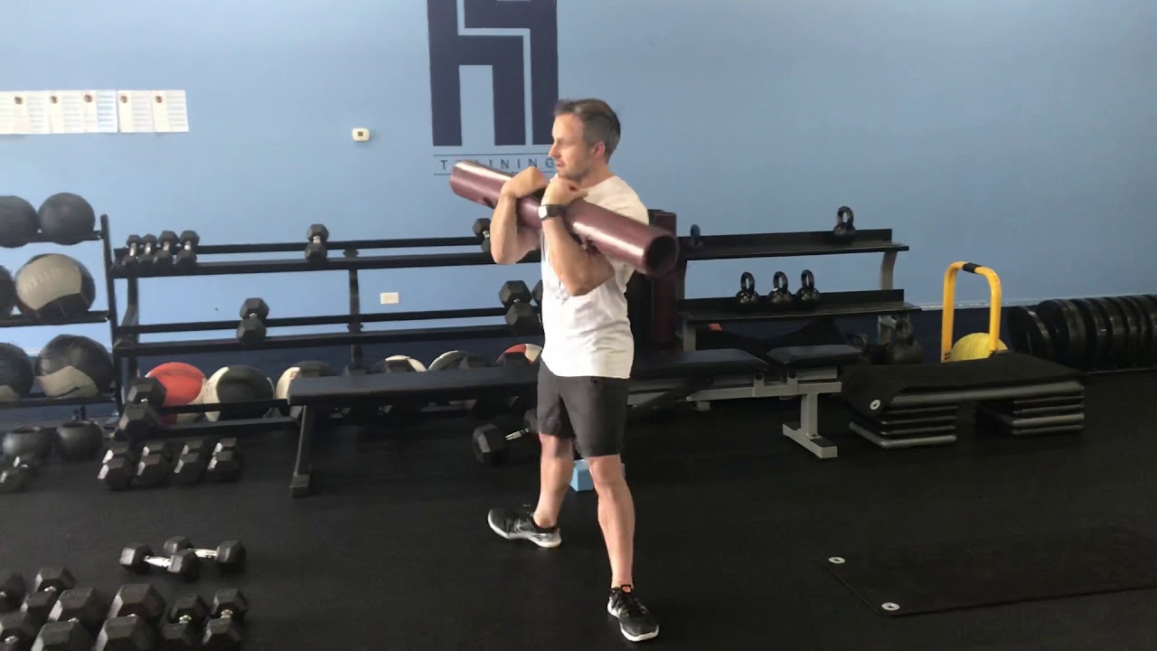 VIPR 5/7 front sumo squat - YouTube