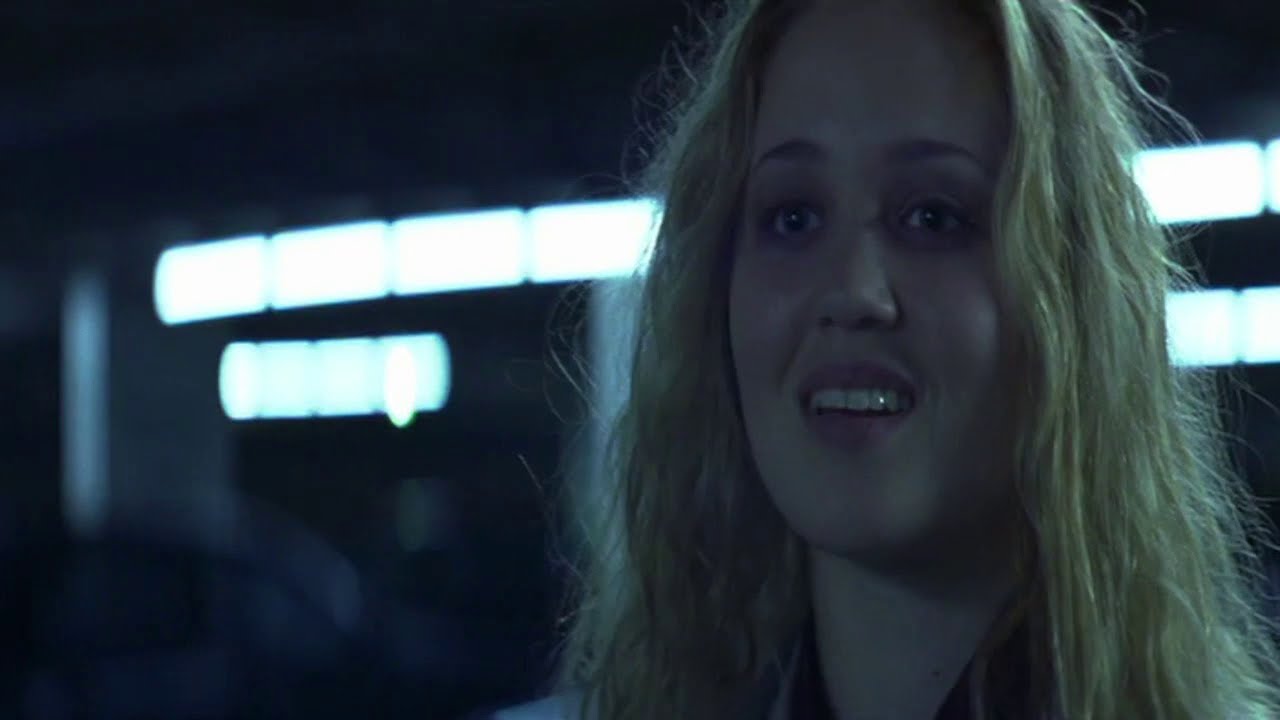 Swimfan (2002) - Metric - YouTube