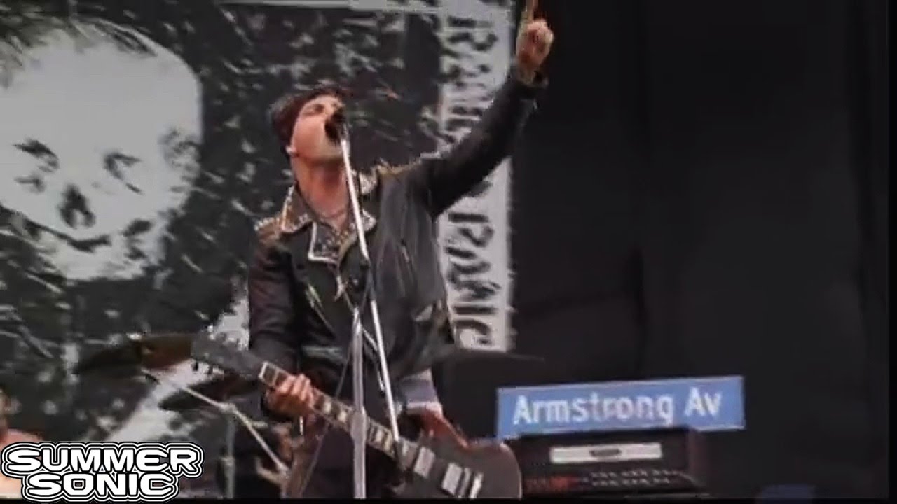 Rancid - Time Bomb Live {Summer Sonic 2001ᴴᴰ} - YouTube