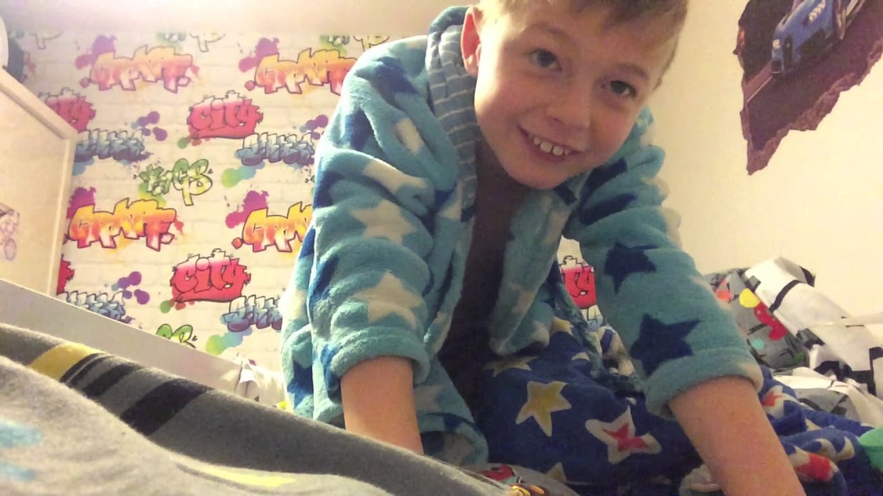 I pooped my pants no.3 - YouTube