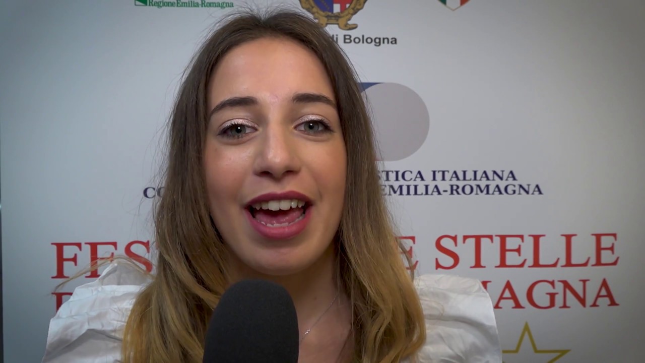 Intervista a Sofia Collinelli - YouTube