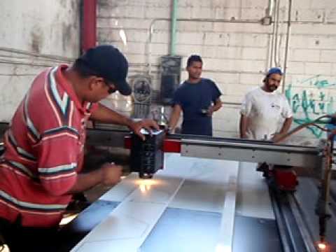 VIGAS CASTELADAS XD METAL - YouTube