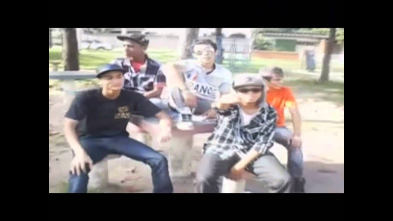 Style Fusion Crew ft.E-King-Dias Melhores Virão(Clipe Oficial) - YouTube