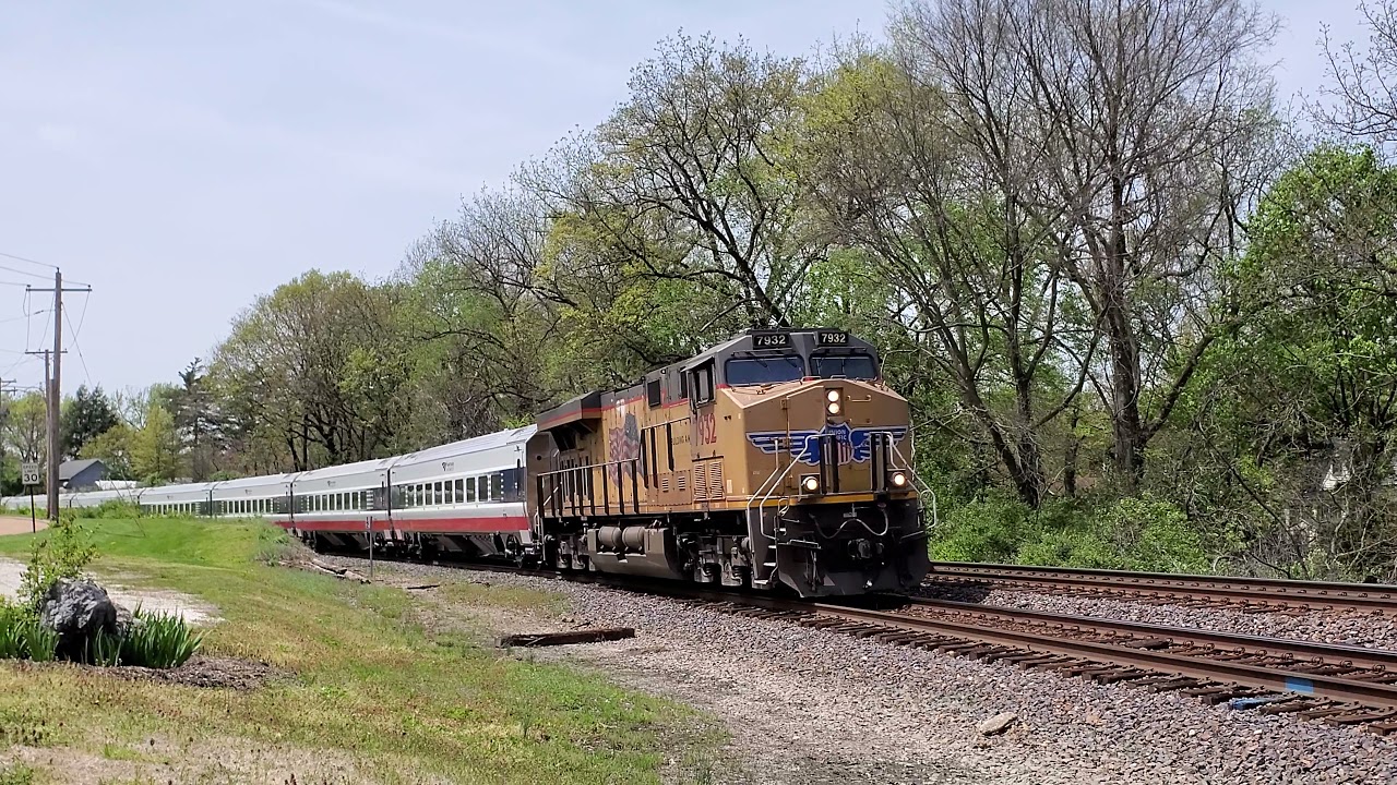 Eastbound Union Pacific special - Amtrak Siemens "Venture" series ...