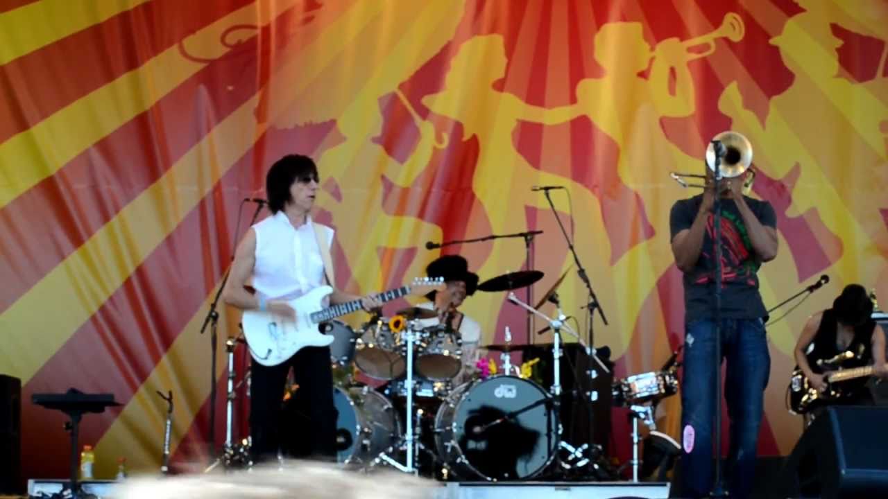 "Higher" - Jeff Beck with Trombone Shorty @ NOLA Jazz Fest 2011 - YouTube