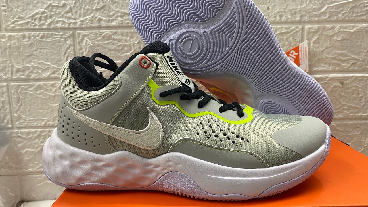 FLY BY MID 3 'UNBOXING - YouTube