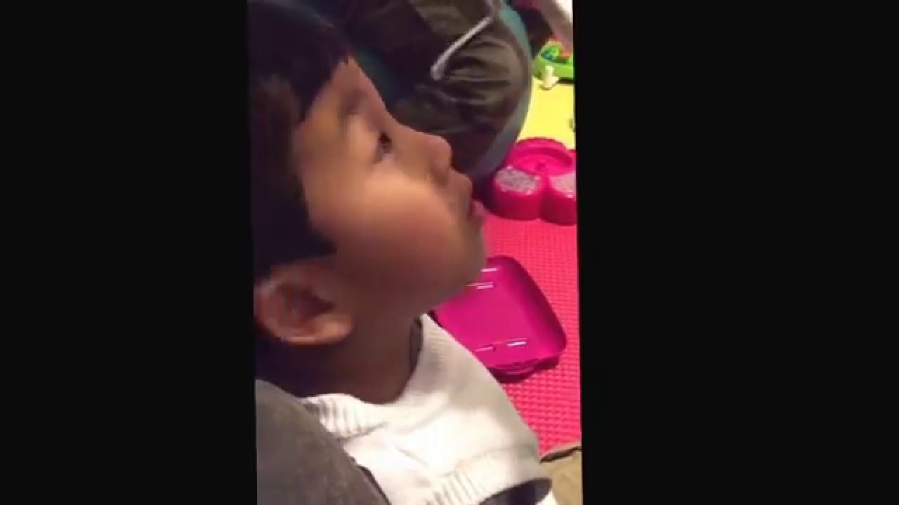 Kid cries after getting trolled - YouTube