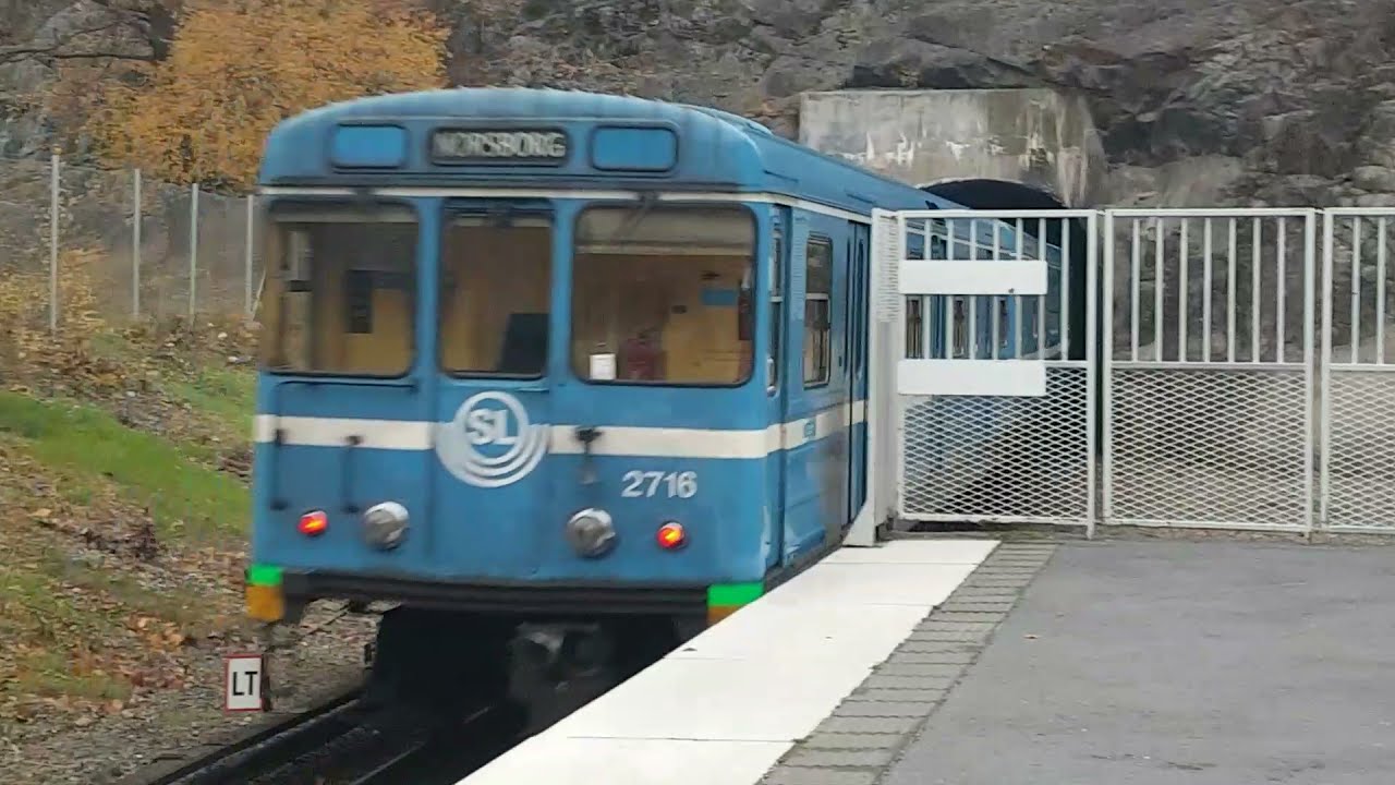 C6 Tunnelbana Tas Ur Trafik I Sätra. - YouTube