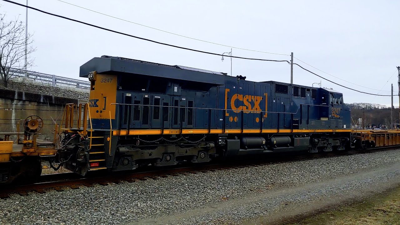 CSX DPU and NS AC44C6M Through Homestead PA - YouTube