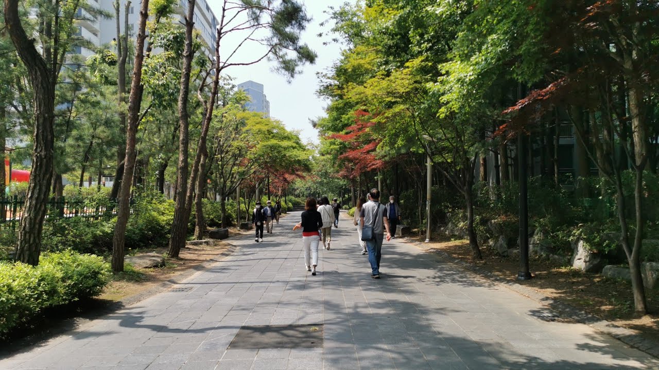 Walk from Ilsan Station to Kintex Convention Center Seoul Korea 일산역에서 ...