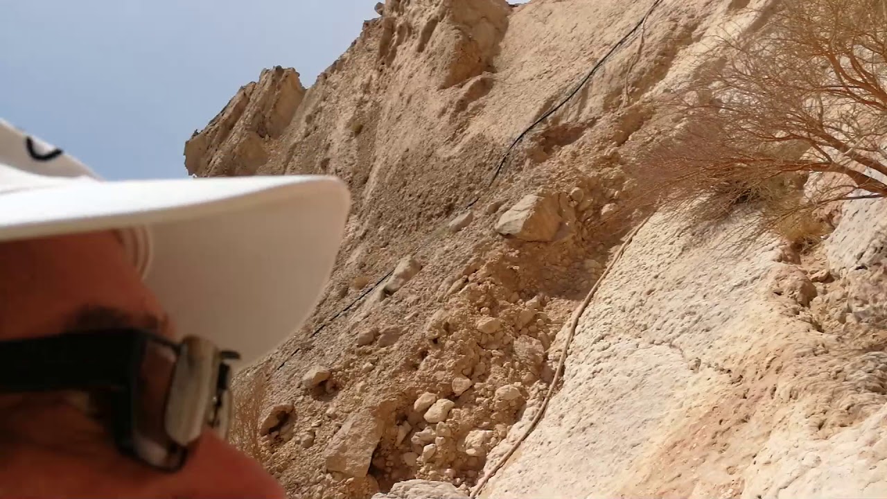 Climbing to Al Mubazarah Historical Dam in Al Ain UAE 14.07.2018 - YouTube