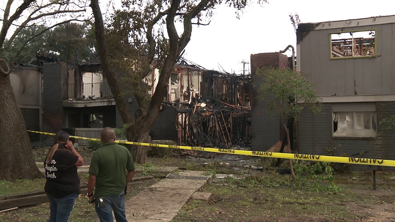 Families displaced after massive fire at North Side apartment complex ...