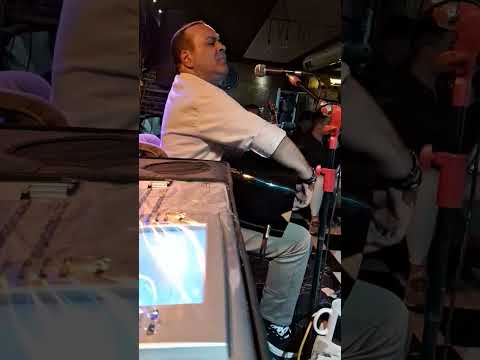 Yazan kalem siyah Halil Erkal