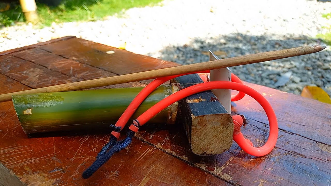 DIY Slingshot || powerful classic slingshot - YouTube