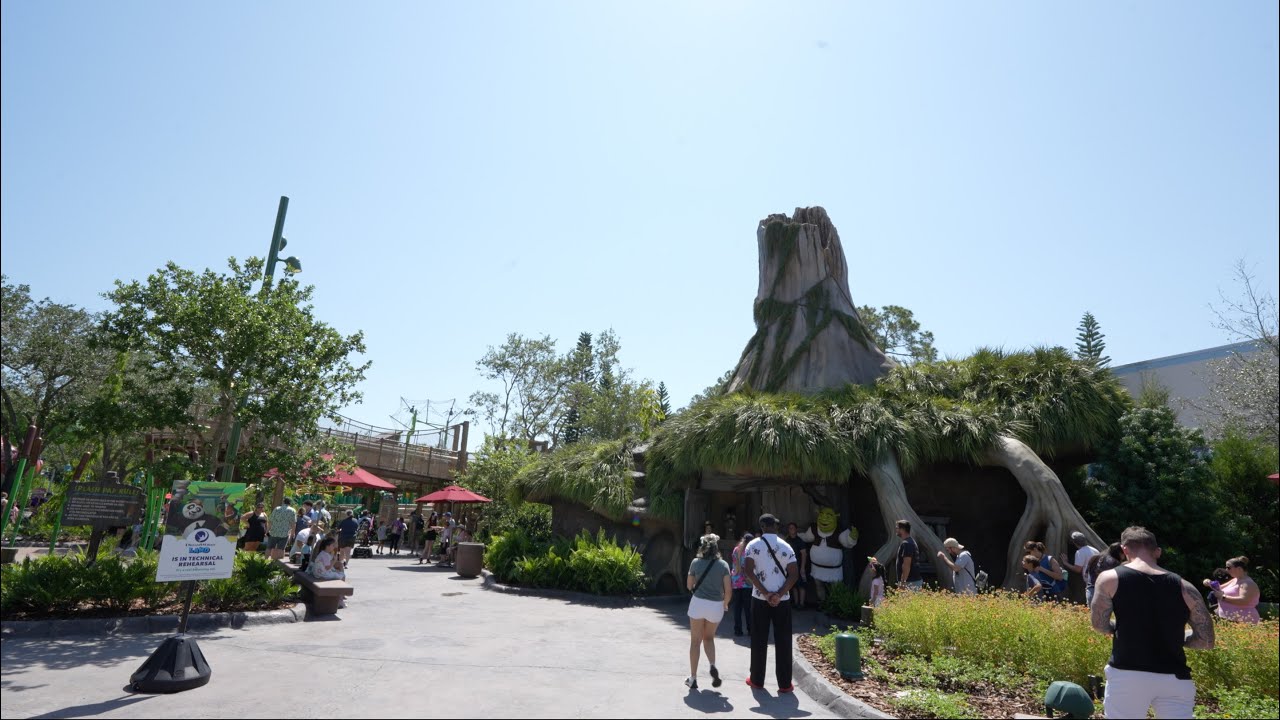 Universal's NEW Theme Park Land - DreamWorks Land at Universal Studios ...