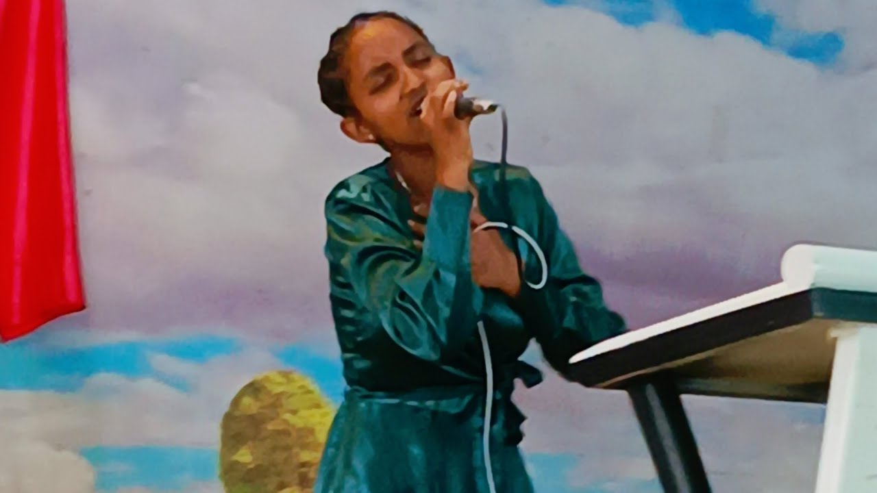 ሁሉ በእርሱ ሆነልኝ//Singer Fire Ashenafi #youtube #subscribe #share #like # ...