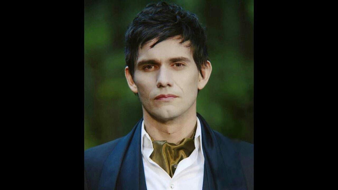 Eleazar Volturi: De Cazador a Traidor 🩸🔥 - YouTube