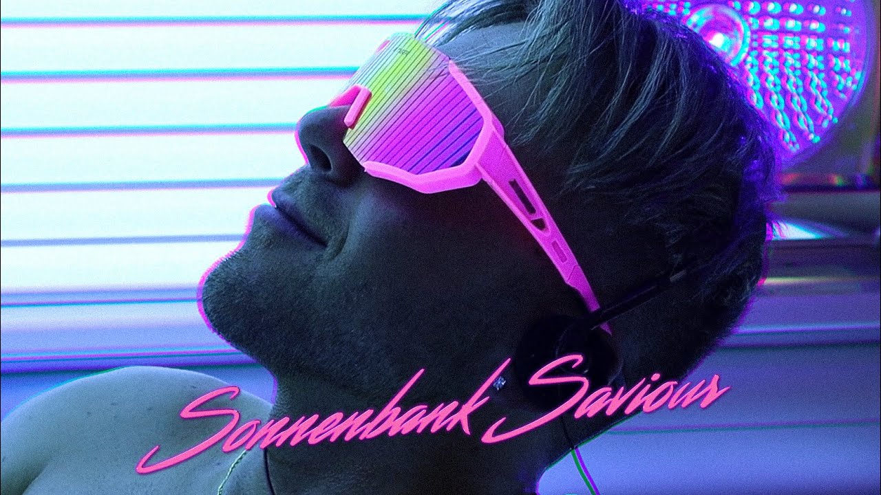 Rusko Star - Sonnenbank Saviour (Official Music Video) - YouTube
