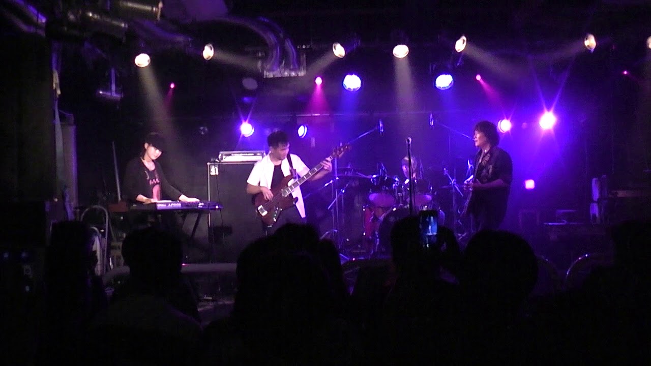 Drum solo ～ Freeway Jam - Jeff Beck（cover） - YouTube