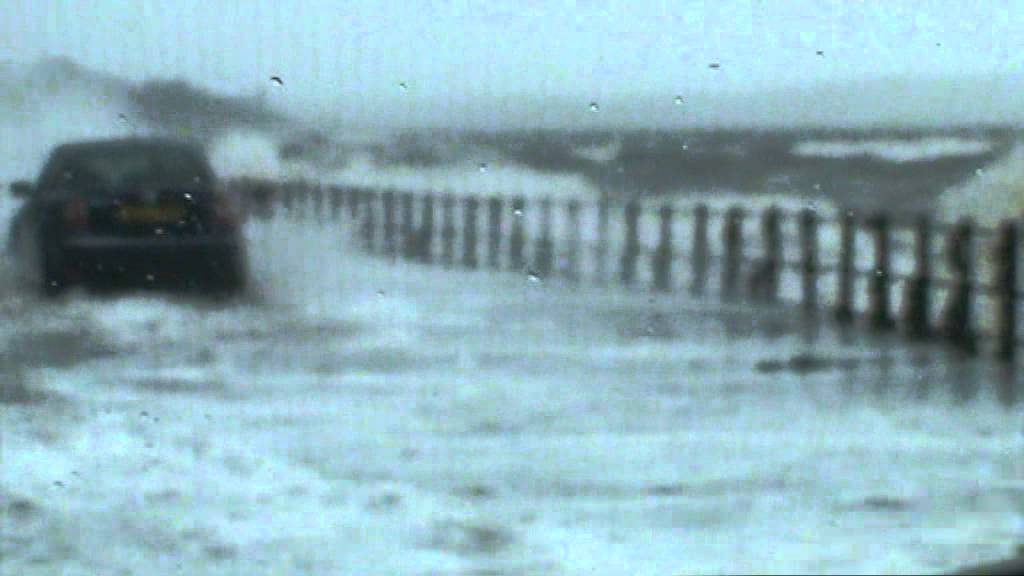 Largs Storm May 2011 - YouTube
