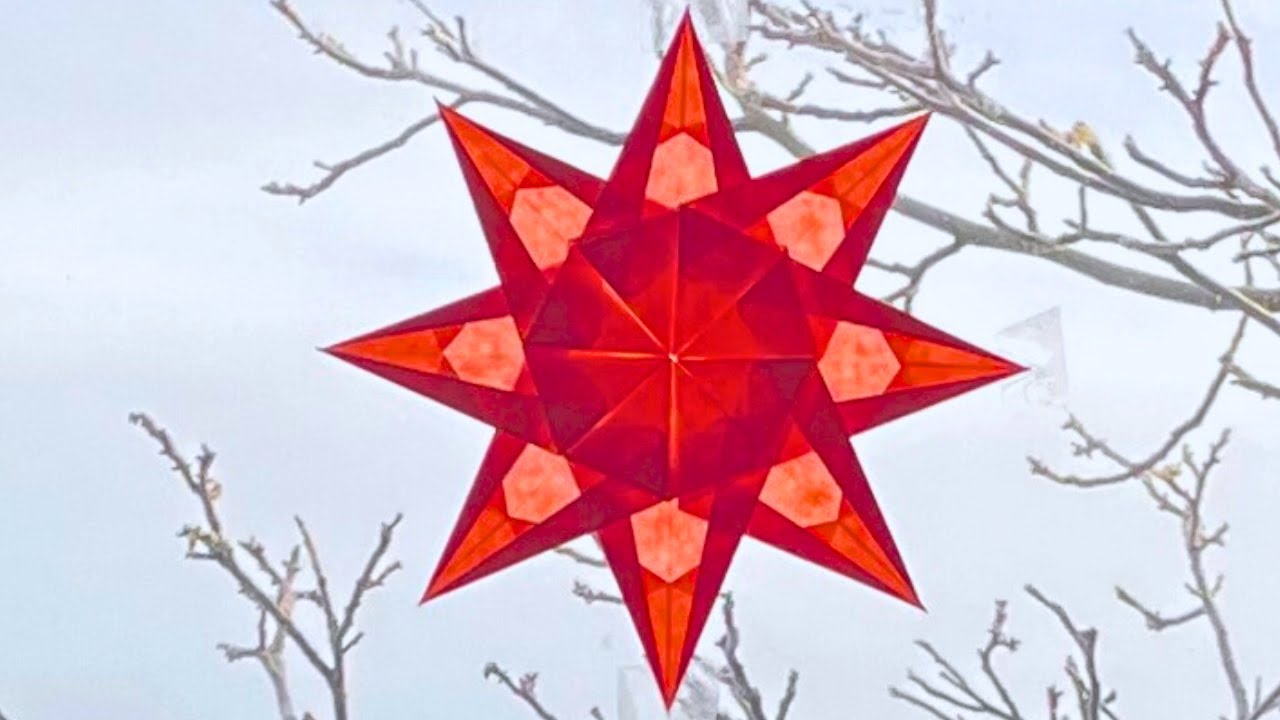 Stern aus Transparentpapier falten – Einfache Weihnachtssterne basteln ...