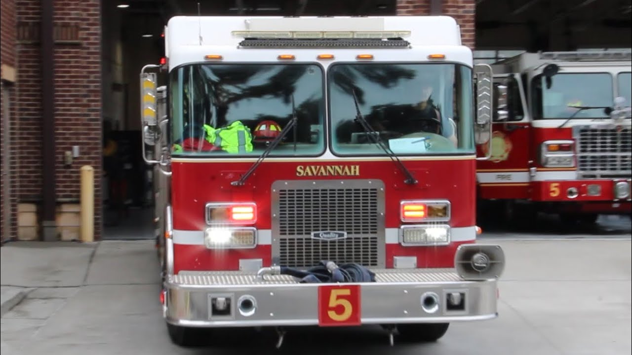 Savannah Fire Rescue Engine 5 Responding - YouTube
