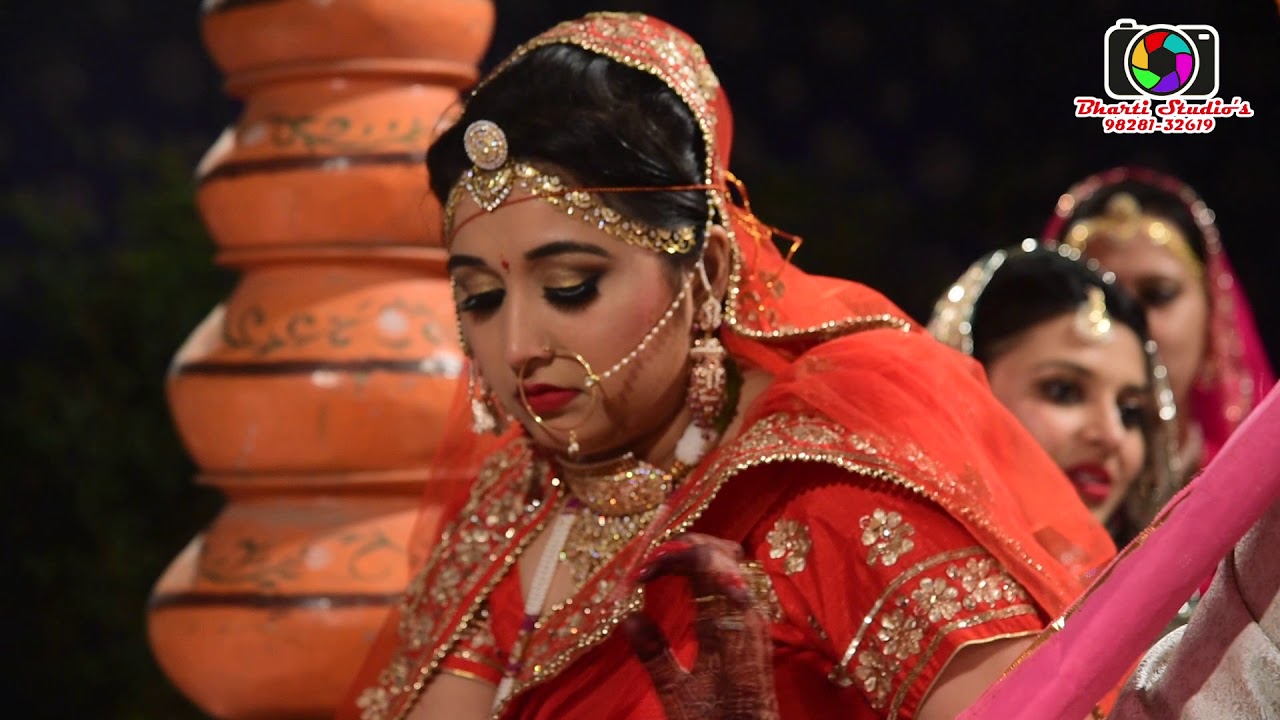 Komal weds Vikrant shoot by bharti studio - YouTube