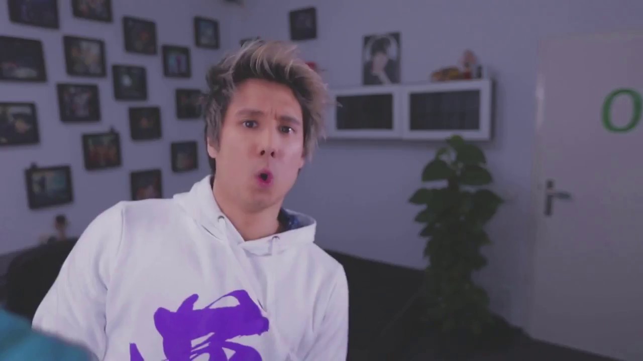 Julien Bam [Der Sandmann ft. Dagi Bee Lyrics] Official Video by Julien ...